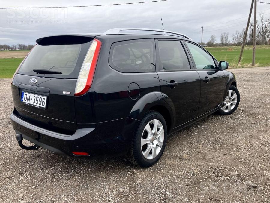 Melns Ford Focus 2011 Talsi, ar dzinēja tilpumu 1.60 L un nobraukumu 177 tūkst. km par 4999 €, foto 4 vietnē AUTOMOTO.COM.LV