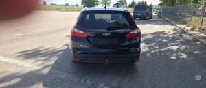 Melns Ford Focus 2011 Marijampole, ar dzinēja tilpumu 1.56 L un nobraukumu 230 tūkst. km par 3200 €, foto 6 vietnē AUTOMOTO.COM.LV