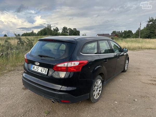 Melns Ford Focus 2011 Viļņa, ar dzinēja tilpumu 2.00 L un nobraukumu 269 tūkst. km par 1250 €, foto 4 vietnē AUTOMOTO.COM.LV