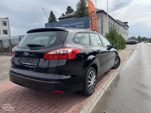 Black Ford Focus 2011 in Kaunas, with an engine capacity of 1.60 L and mileage of 270 thousand km for 2699 €, photo 4 on AUTOMOTO.COM.LV