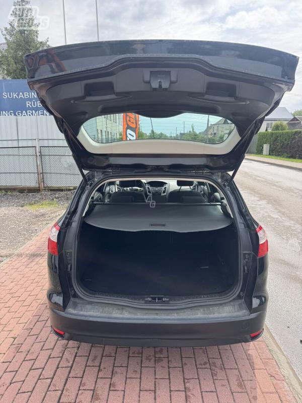 Melns Ford Focus 2011 Kauņa, ar dzinēja tilpumu 1.60 L un nobraukumu 270 tūkst. km par 2699 €, foto 5 vietnē AUTOMOTO.COM.LV