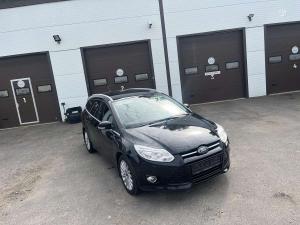 Black Ford Focus 2011 in Utena, with an engine capacity of 1.60 L and mileage of 132 thousand km for 3900 €, photo 4 on AUTOMOTO.COM.LV