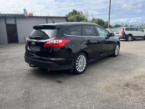 Black Ford Focus 2011 in Utena, with an engine capacity of 1.60 L and mileage of 132 thousand km for 3900 €, photo 8 on AUTOMOTO.COM.LV