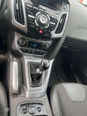 Black Ford Focus 2011 in Utena, with an engine capacity of 1.60 L and mileage of 132 thousand km for 3900 €, photo 25 on AUTOMOTO.COM.LV