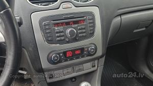Melns Ford Focus 2011 Tallina, ar dzinēja tilpumu 1.60 L un nobraukumu 240 tūkst. km par 1499 €, foto 8 vietnē AUTOMOTO.COM.LV