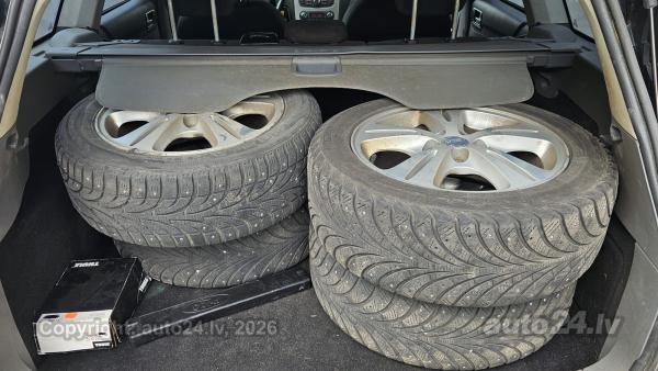 Melns Ford Focus 2011 Tallina, ar dzinēja tilpumu 1.60 L un nobraukumu 240 tūkst. km par 1499 €, foto 11 vietnē AUTOMOTO.COM.LV