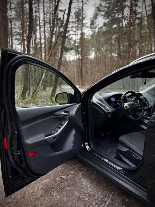 Black Ford Focus 2011 in Kaunas, with an engine capacity of 1.56 L and mileage of 259 thousand km for 4200 €, photo 11 on AUTOMOTO.COM.LV