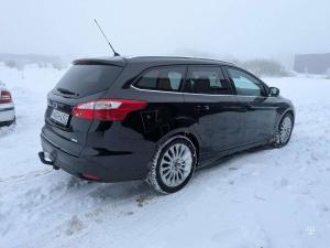 Melns Ford Focus 2012 Gargždai, ar dzinēja tilpumu 1.00 L un nobraukumu 165 tūkst. km par 3800 €, foto 4 vietnē AUTOMOTO.COM.LV