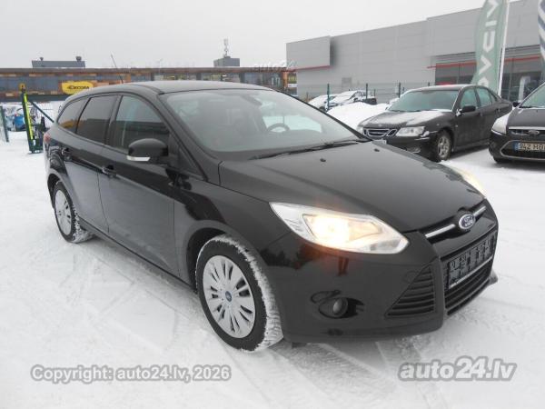 Black Ford Focus 2012 in Viljandi, with an engine capacity of 1.60 L and mileage of 264 thousand km for 4590 €, photo 3 on AUTOMOTO.COM.LV