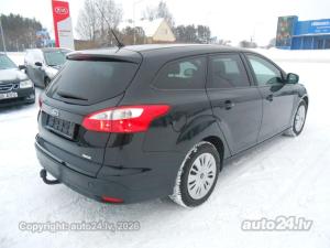 Black Ford Focus 2012 in Viljandi, with an engine capacity of 1.60 L and mileage of 264 thousand km for 4590 €, photo 2 on AUTOMOTO.COM.LV