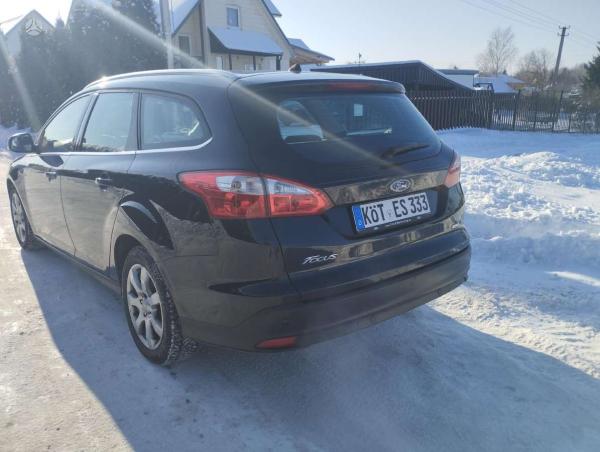 Melns Ford Focus 2012 Utena, ar dzinēja tilpumu 1.56 L un nobraukumu 303 tūkst. km par 3400 €, foto 3 vietnē AUTOMOTO.COM.LV
