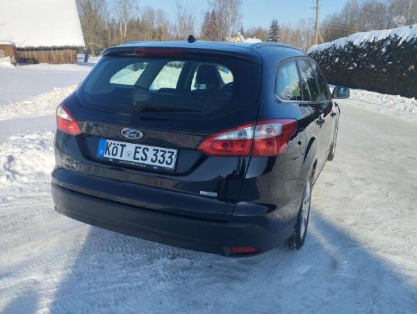 Melns Ford Focus 2012 Utena, ar dzinēja tilpumu 1.56 L un nobraukumu 303 tūkst. km par 3400 €, foto 4 vietnē AUTOMOTO.COM.LV