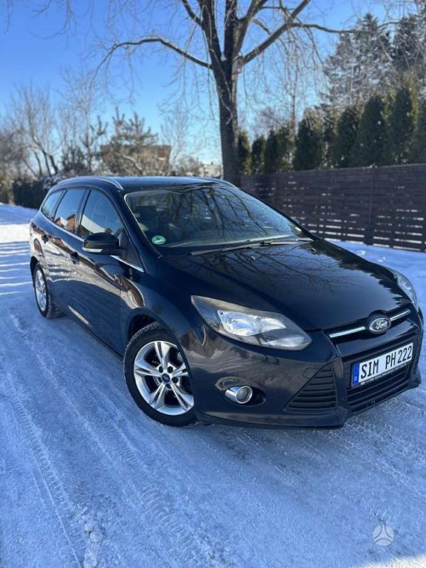 Melns Ford Focus 2012 Kauņa, ar dzinēja tilpumu 2.00 L un nobraukumu 245 tūkst. km par 3250 €, foto 1 vietnē AUTOMOTO.COM.LV