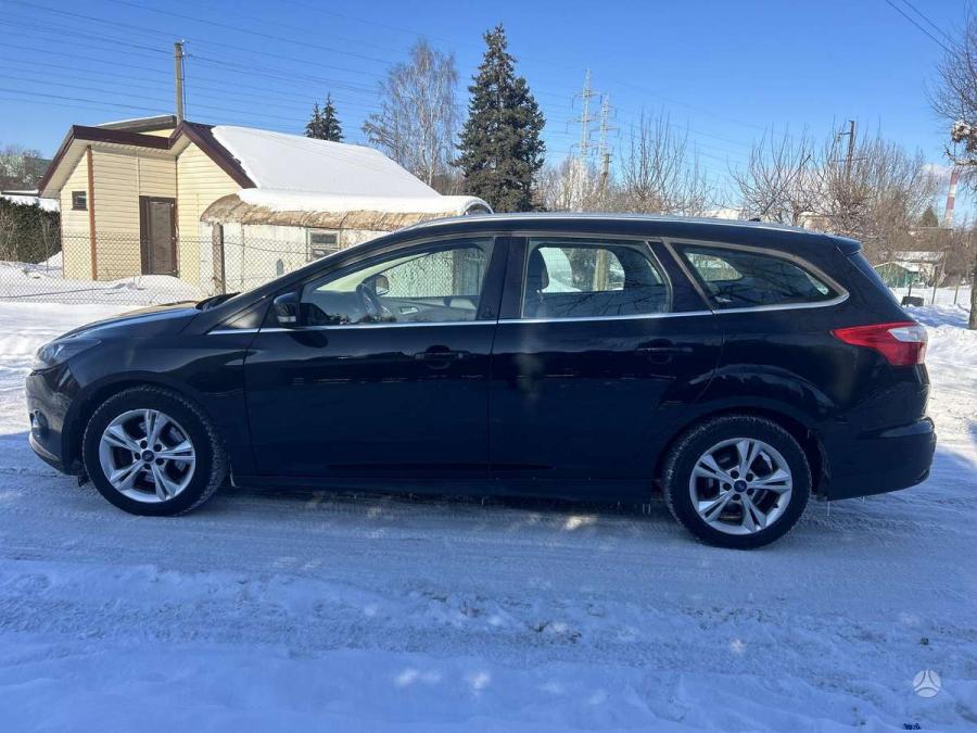 Black Ford Focus 2012 in Kaunas, with an engine capacity of 2.00 L and mileage of 245 thousand km for 3250 €, photo 6 on AUTOMOTO.COM.LV