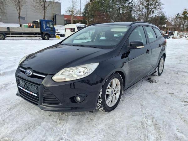 Black Ford Focus 2012 in Alytus, with an engine capacity of 1.56 L and mileage of 230 thousand km for 3350 €, photo 1 on AUTOMOTO.COM.LV
