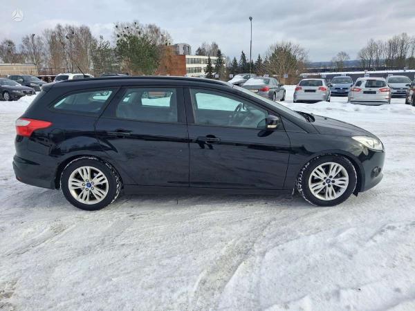 Black Ford Focus 2012 in Alytus, with an engine capacity of 1.56 L and mileage of 230 thousand km for 3350 €, photo 6 on AUTOMOTO.COM.LV