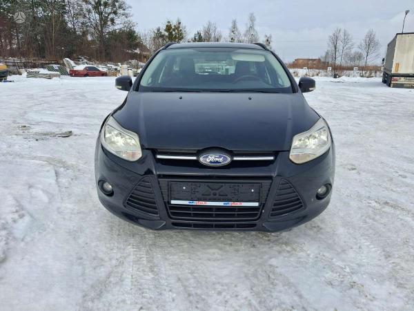 Black Ford Focus 2012 in Alytus, with an engine capacity of 1.56 L and mileage of 230 thousand km for 3350 €, photo 8 on AUTOMOTO.COM.LV
