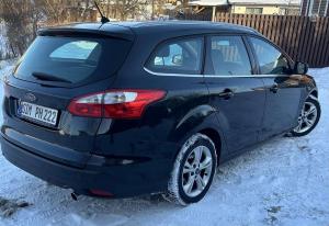 Melns Ford Focus 2012 Kauņa, ar dzinēja tilpumu 2.00 L un nobraukumu 241 tūkst. km par 2950 €, foto 4 vietnē AUTOMOTO.COM.LV