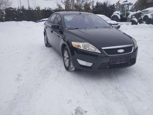 Melns Ford Focus 2012 Utena, ar dzinēja tilpumu 2.00 L un nobraukumu 232 tūkst. km par 2900 €, foto 2 vietnē AUTOMOTO.COM.LV
