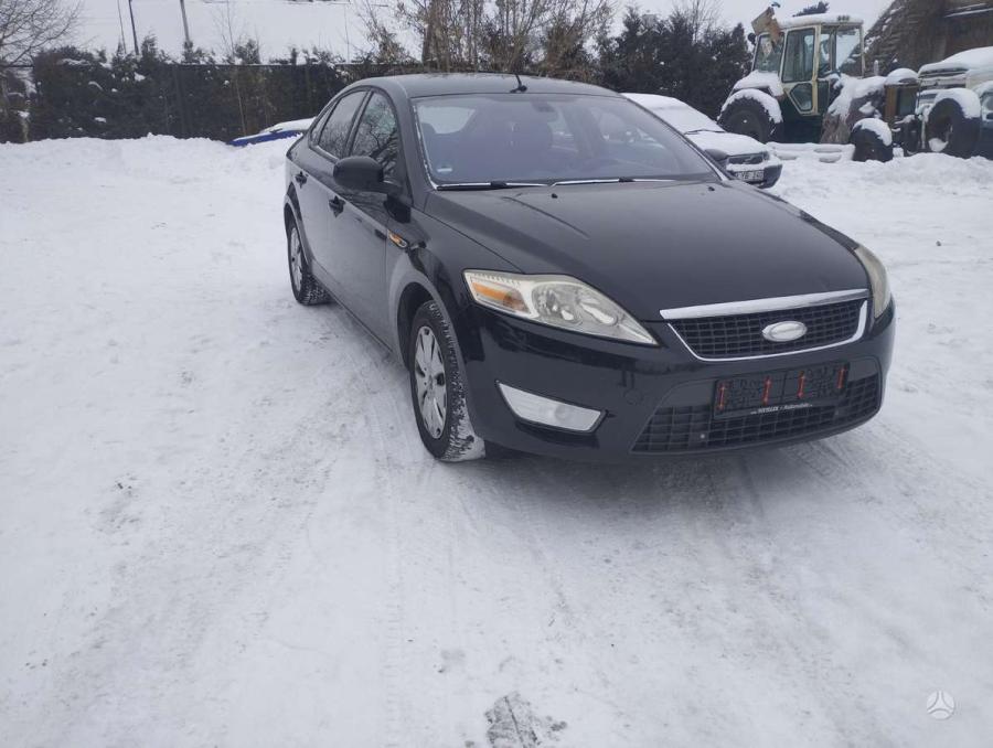 Melns Ford Focus 2012 Utena, ar dzinēja tilpumu 2.00 L un nobraukumu 232 tūkst. km par 2900 €, foto 2 vietnē AUTOMOTO.COM.LV