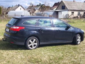 Melns Ford Focus 2012 Vilkaviškis, ar dzinēja tilpumu 1.00 L un nobraukumu 241 tūkst. km par 2500 €, foto 7 vietnē AUTOMOTO.COM.LV