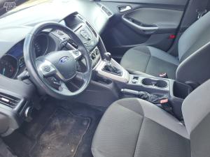 Melns Ford Focus 2012 Vilkaviškis, ar dzinēja tilpumu 1.00 L un nobraukumu 241 tūkst. km par 2500 €, foto 12 vietnē AUTOMOTO.COM.LV