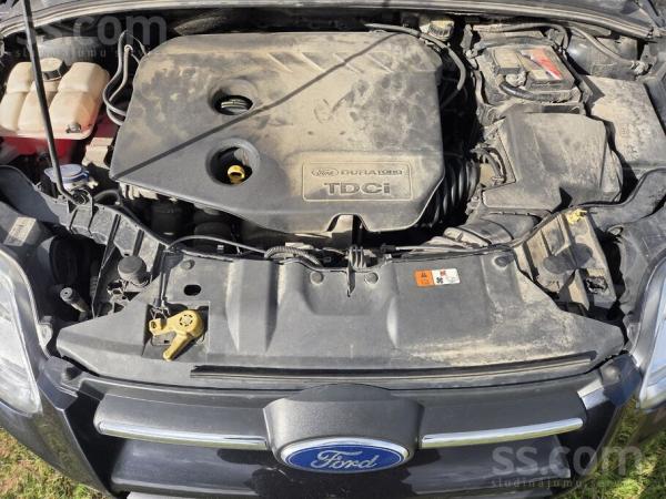 Форд Фокус 2012 в Даугавпилс на AUTOMOTO.COM.LV Черный Форд Фокус 2012 в Даугавпилс, объемом двигателя 1.60 л и пробегом 388 тыс. км за 2150 €, фото 10 на AUTOMOTO.COM.LV
