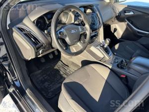 Melns Ford Focus 2012 Rīga, ar dzinēja tilpumu 1.00 L un nobraukumu 0 tūkst. km par 2990 €, foto 9 vietnē AUTOMOTO.COM.LV