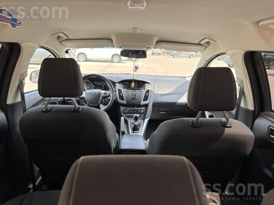 Melns Ford Focus 2012 Rīga, ar dzinēja tilpumu 1.00 L un nobraukumu 0 tūkst. km par 2990 €, foto 11 vietnē AUTOMOTO.COM.LV