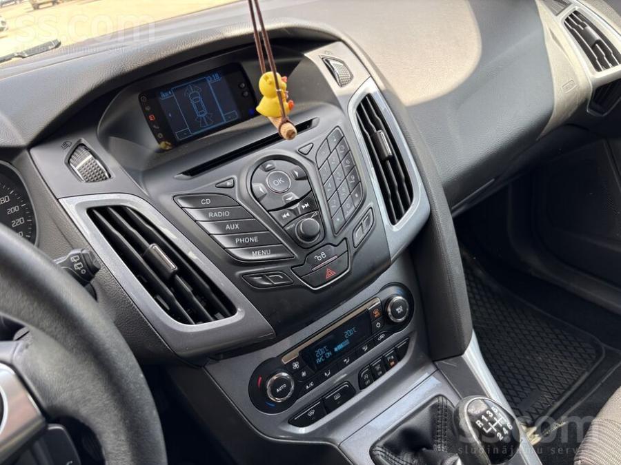Melns Ford Focus 2012 Rīga, ar dzinēja tilpumu 1.00 L un nobraukumu 0 tūkst. km par 2990 €, foto 14 vietnē AUTOMOTO.COM.LV