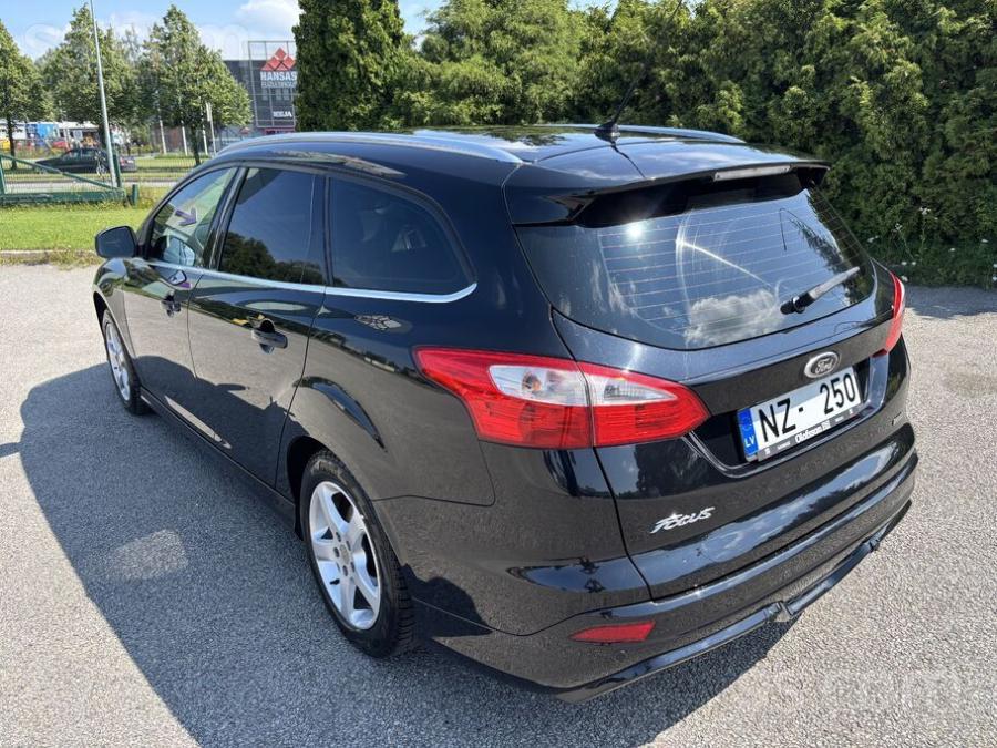 Black Ford Focus 2012 in Riga, with an engine capacity of 1.00 L and mileage of 0 thousand km for 3500 €, photo 3 on AUTOMOTO.COM.LV