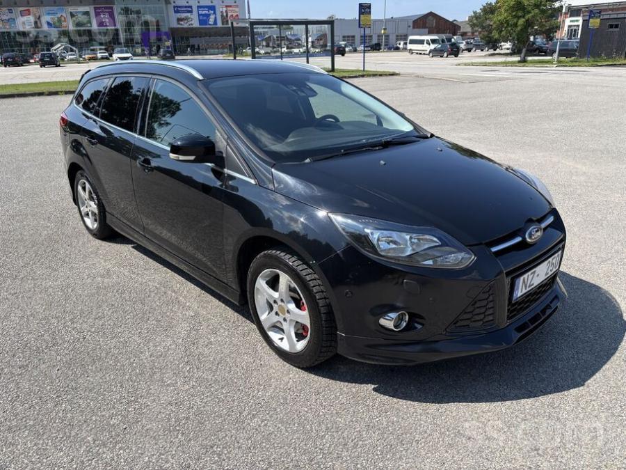 Black Ford Focus 2012 in Riga, with an engine capacity of 1.00 L and mileage of 0 thousand km for 3500 €, photo 4 on AUTOMOTO.COM.LV