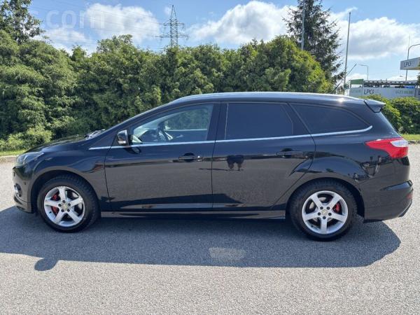 Black Ford Focus 2012 in Riga, with an engine capacity of 1.00 L and mileage of 0 thousand km for 3500 €, photo 6 on AUTOMOTO.COM.LV