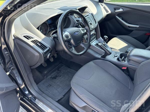 Black Ford Focus 2012 in Riga, with an engine capacity of 1.00 L and mileage of 0 thousand km for 3500 €, photo 9 on AUTOMOTO.COM.LV