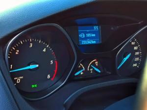 Black Ford Focus 2012 in Riga, with an engine capacity of 1.60 L and mileage of 231 thousand km for 5990 €, photo 12 on AUTOMOTO.COM.LV
