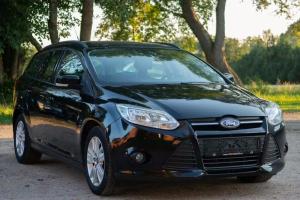 Black Ford Focus 2012 in Grobiņa, with an engine capacity of 1.60 L and mileage of 262 thousand km for 4450 €, photo 8 on AUTOMOTO.COM.LV