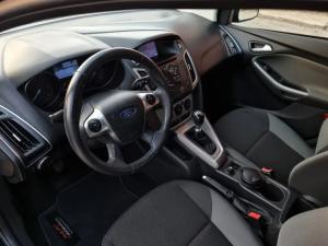 Black Ford Focus 2012 in Jekabpils, with an engine capacity of 1.60 L and mileage of 278 thousand km for 4750 €, photo 13 on AUTOMOTO.COM.LV