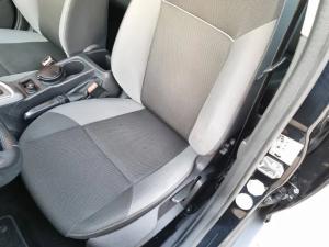 Black Ford Focus 2012 in Jekabpils, with an engine capacity of 1.60 L and mileage of 278 thousand km for 4750 €, photo 14 on AUTOMOTO.COM.LV