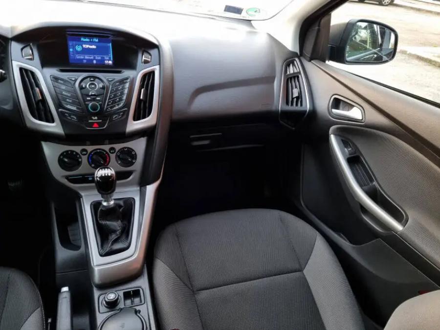 Black Ford Focus 2012 in Jekabpils, with an engine capacity of 1.60 L and mileage of 278 thousand km for 4750 €, photo 19 on AUTOMOTO.COM.LV