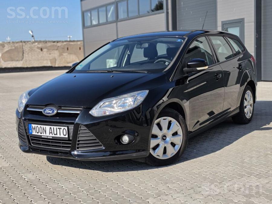 Black Ford Focus 2012 in Liepaja, with an engine capacity of 1.60 L and mileage of 309 thousand km for 3495 €, photo 1 on AUTOMOTO.COM.LV
