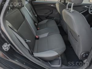 Black Ford Focus 2012 in Liepaja, with an engine capacity of 1.60 L and mileage of 309 thousand km for 3495 €, photo 15 on AUTOMOTO.COM.LV