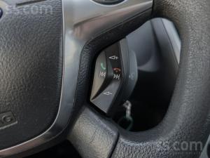 Black Ford Focus 2012 in Liepaja, with an engine capacity of 1.60 L and mileage of 309 thousand km for 3495 €, photo 22 on AUTOMOTO.COM.LV