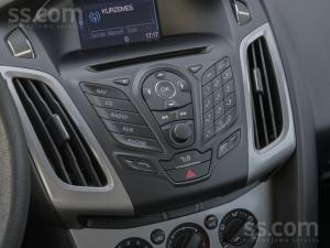 Black Ford Focus 2012 in Liepaja, with an engine capacity of 1.60 L and mileage of 309 thousand km for 3495 €, photo 26 on AUTOMOTO.COM.LV