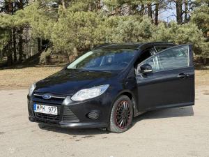 Black Ford Focus 2012 in Birzai, with an engine capacity of 1.60 L and mileage of 326 thousand km for 1500 €, photo  on AUTOMOTO.COM.LV