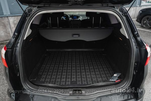 Melns Ford Focus 2012 Tallina, ar dzinēja tilpumu 2.00 L un nobraukumu 213 tūkst. km par 3999 €, foto 6 vietnē AUTOMOTO.COM.LV