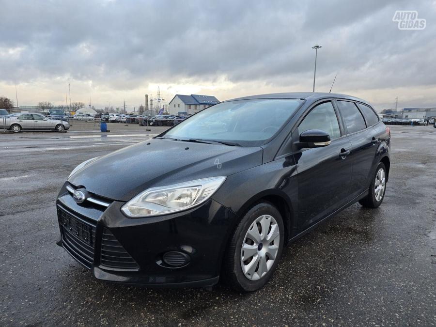 Black Ford Focus 2013 in Marijampole, with an engine capacity of 1.60 L and mileage of 216 thousand km for 2650 €, photo 1 on AUTOMOTO.COM.LV