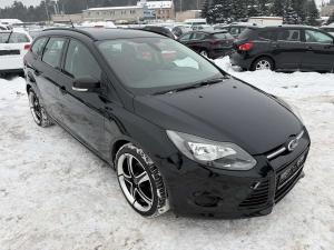 Black Ford Focus 2013 in Utena, with an engine capacity of 1.00 L and mileage of 190 thousand km for 3150 €, photo 2 on AUTOMOTO.COM.LV