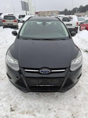 Black Ford Focus 2013 in Utena, with an engine capacity of 1.00 L and mileage of 190 thousand km for 3150 €, photo 7 on AUTOMOTO.COM.LV