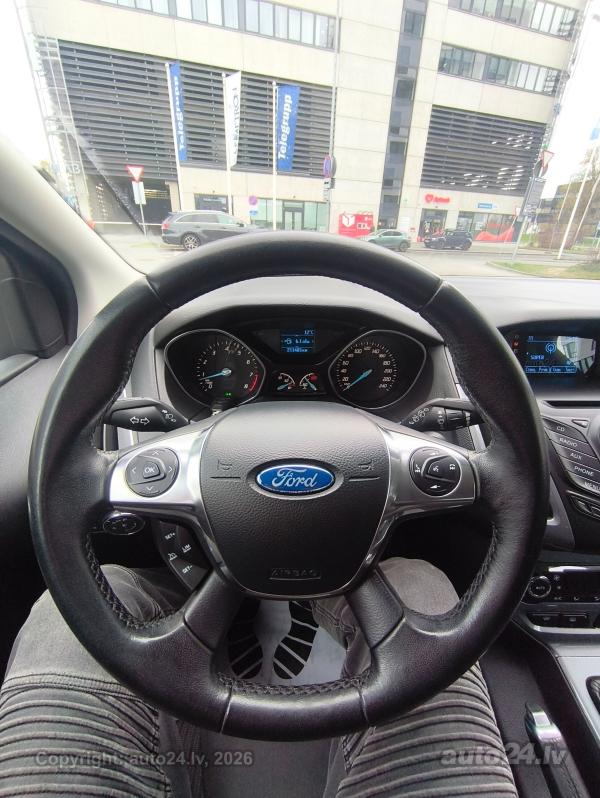 Black Ford Focus 2013 in Tallinn, with an engine capacity of 1.00 L and mileage of 215 thousand km for 4000 €, photo 7 on AUTOMOTO.COM.LV