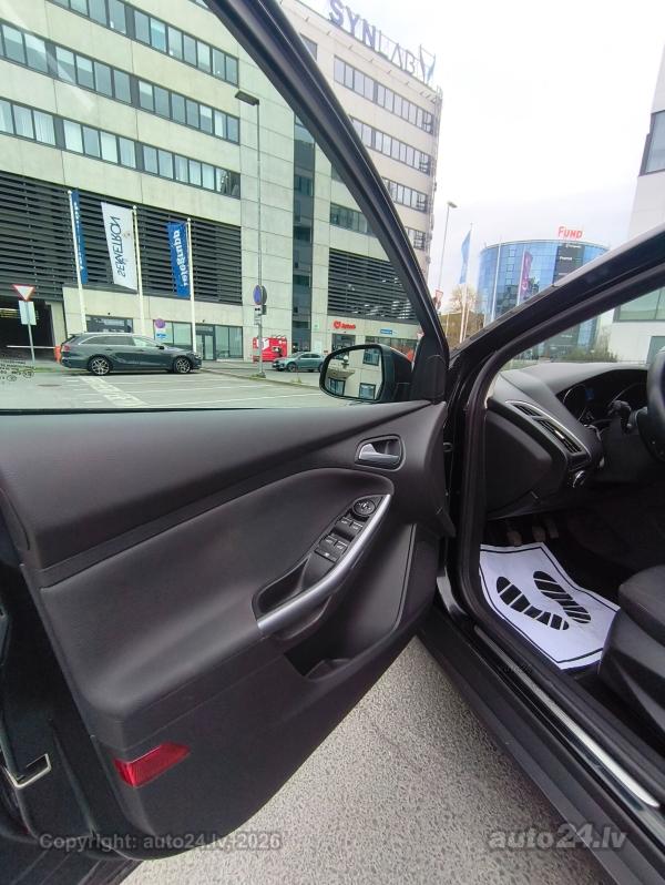 Black Ford Focus 2013 in Tallinn, with an engine capacity of 1.00 L and mileage of 215 thousand km for 4000 €, photo 8 on AUTOMOTO.COM.LV